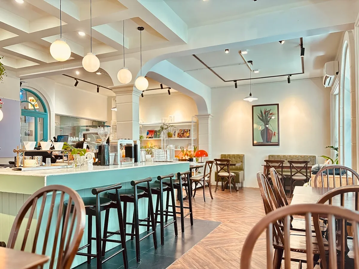 Tách Tách Cafe Chung Cư - Góc làm việc xinh xắn
